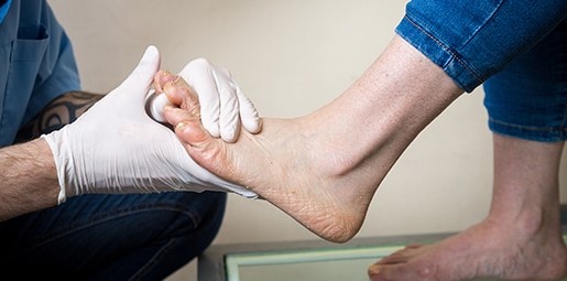 Understanding foot drop and how to treat it | Your guide to living with MS